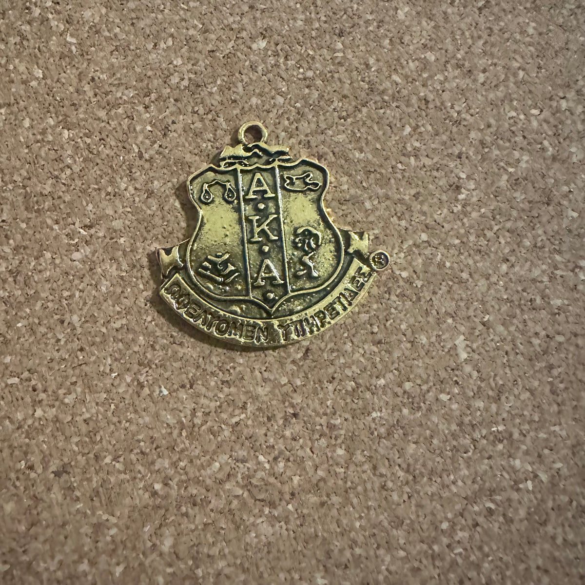 Gold AKA shield/crest (bigger size) – Royalty and Beads